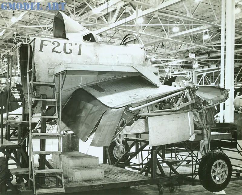 F2G-1 Super Corsair factory Goodyear - Gmodel Art