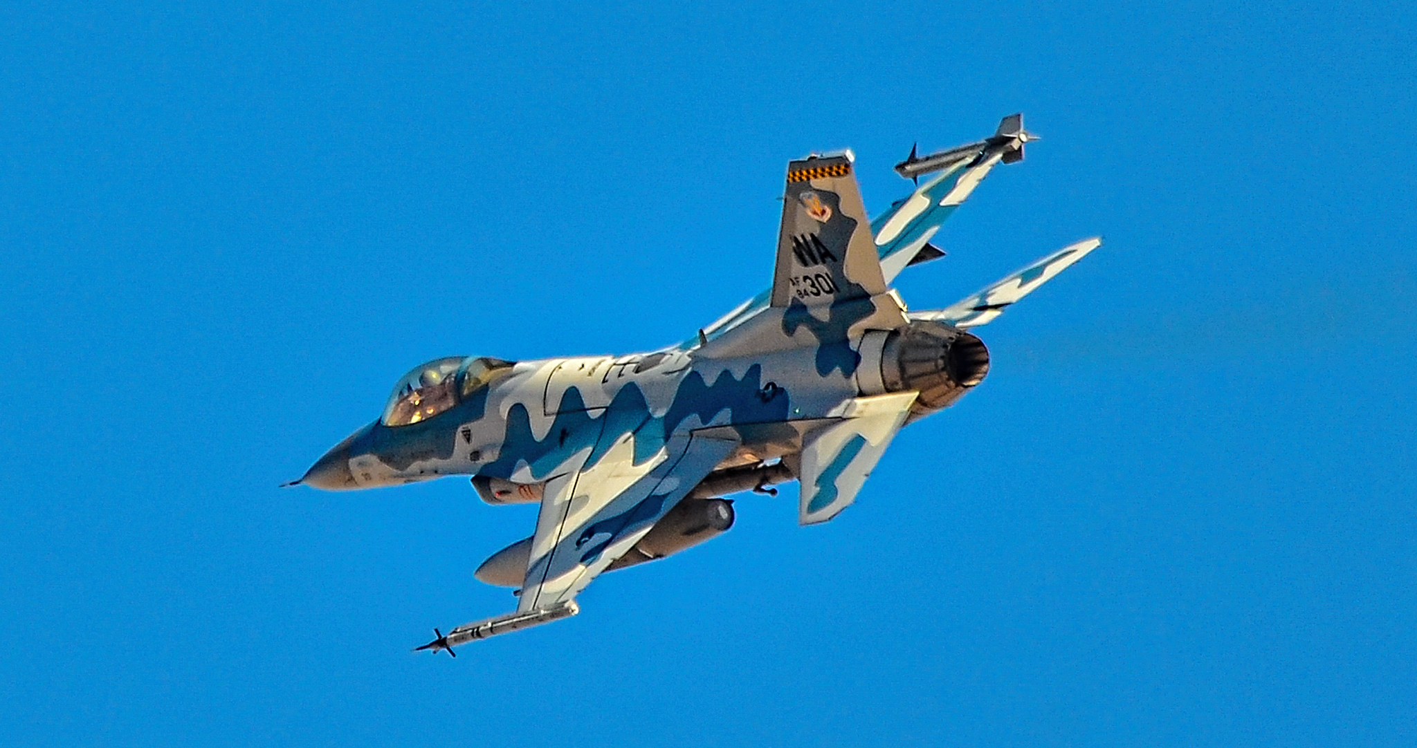 Aggressor camouflage F-16 “Blizzard”64th Nellis - Gmodel Art